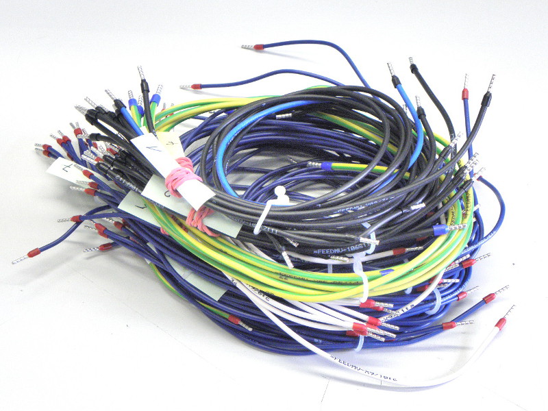 Produkte Kabelkonfektion — BECK Kabel- und Gehäusetechnik GmbH